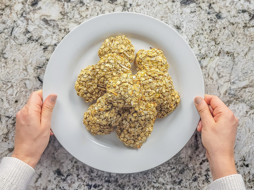 EASY AND HEALTHY BANANA OATMEAL COOKIES - Simple Veganizer