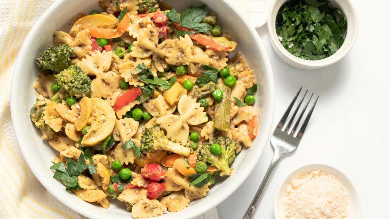 ONE-POT VEGAN PASTA PRIMAVERA RECIPE (WFPB) - Simple Veganizer